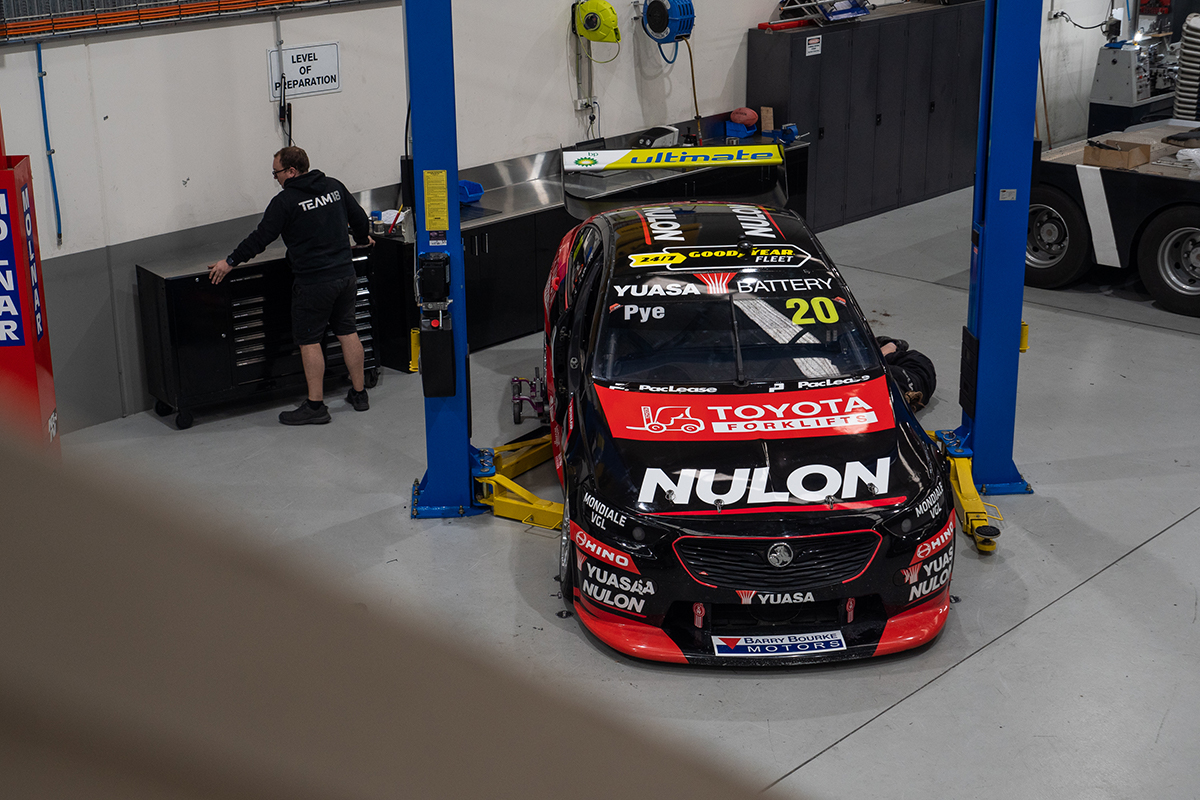 Nulon Racing car rebuilt for Winton SuperSprint | Team 18