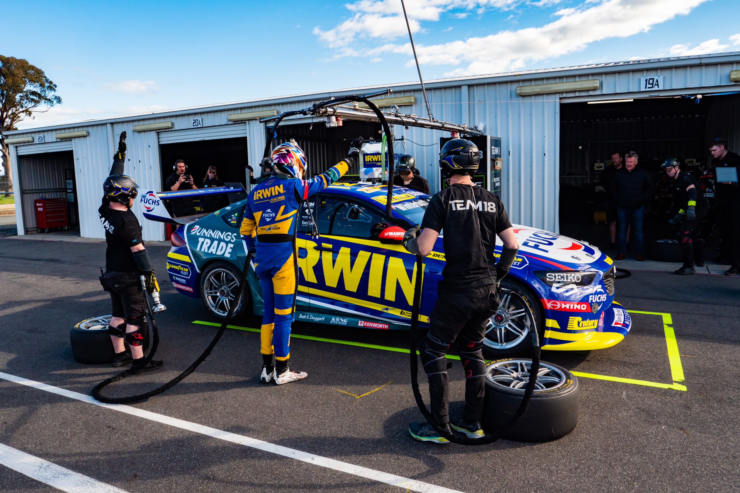 Team 18 in strong shape for The Great Race | Team 18