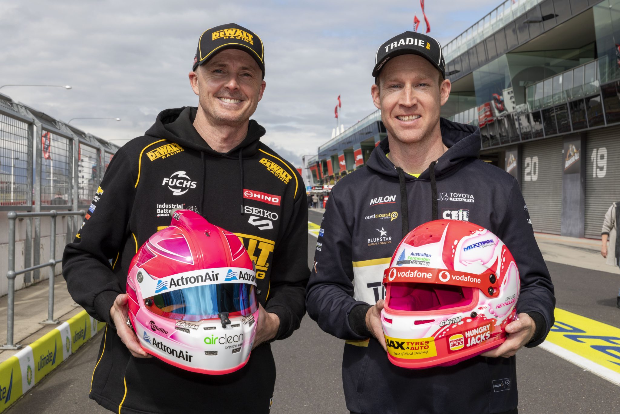 Supercar Champions David Reynolds and Mark Winterbottom unveil special ...